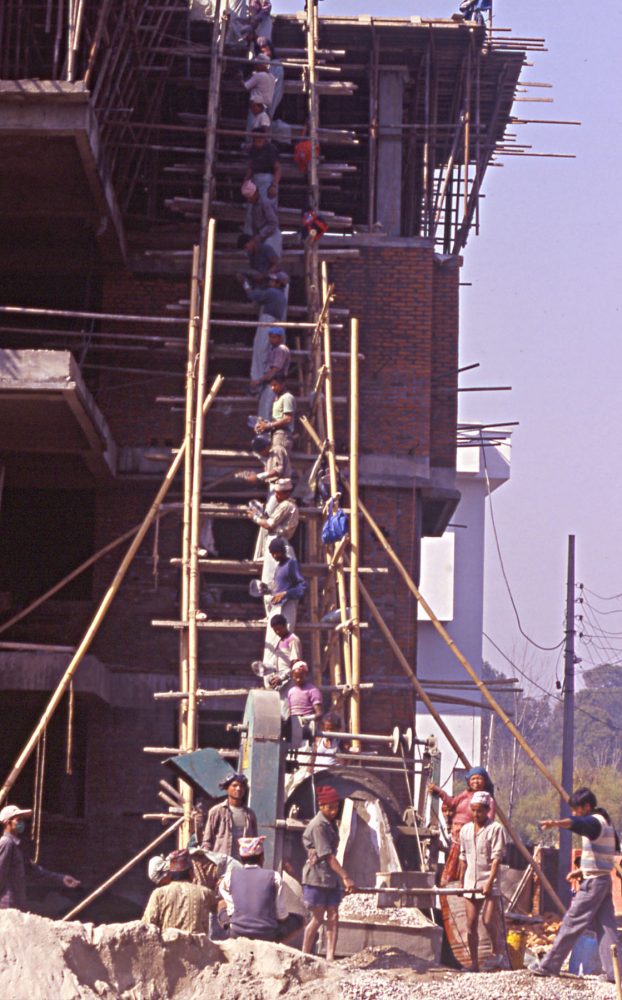 dhalan long - Go. Serve. Love